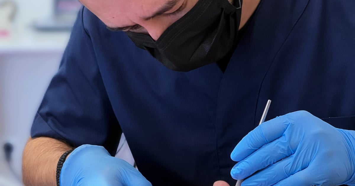 Αρχική | Χειρουργός Οδοντίατρος | Ηλίας Φεντόροβ | Νέα Σμύρνη