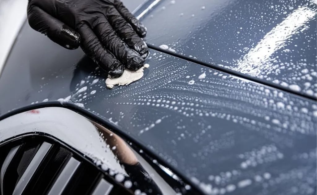 Uso correcto de la Clay Bar para detailing