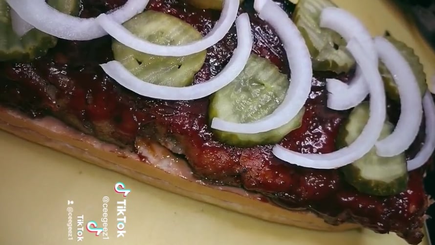 Satisfy Your Cravings with Good Food Delivery | Kennesaw Georgia | CeeGeeZ