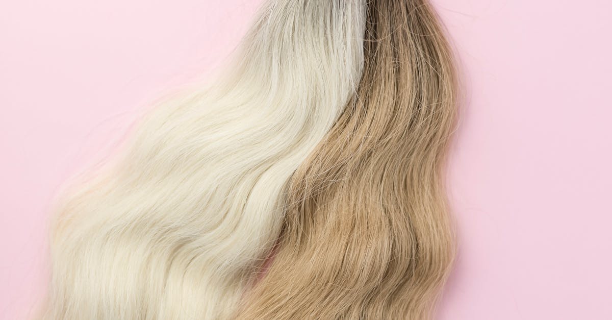 Hair Extensions in Toronto Beaches | Famously Vain