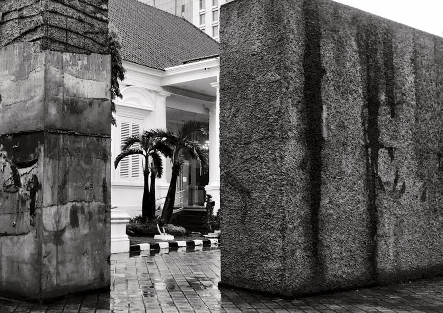 Confession Wall | Pramuhendra