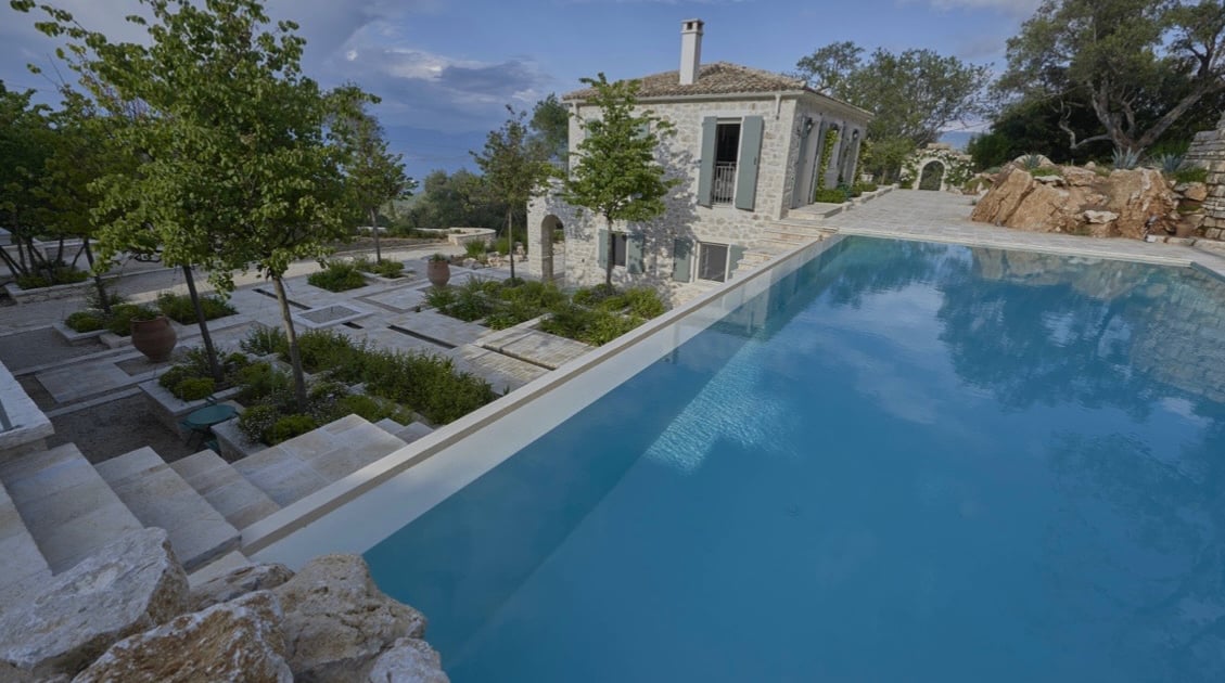 VILLA | Luxury villa in North East Corfu