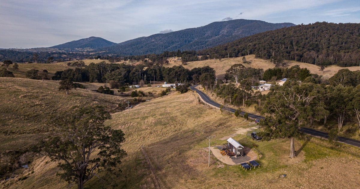 Off-Grid Holiday Rental in Beautiful Brogo Farm | Dragonflybrogo