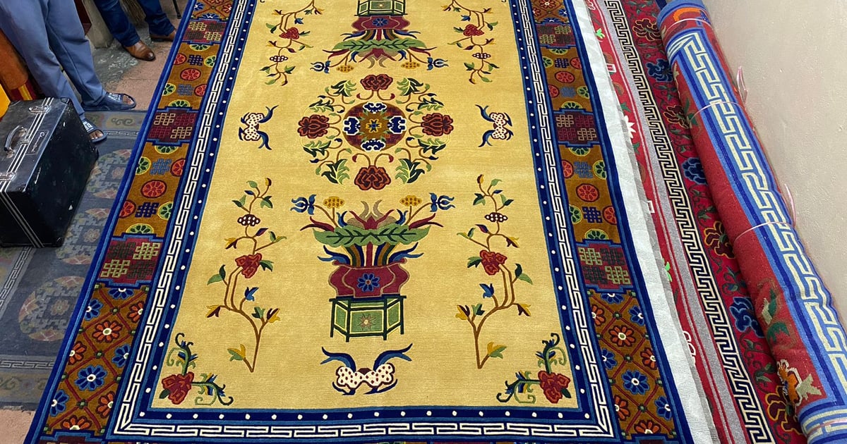 High quality Handmade Carpets: 100-Knot Wool from Nepal | Himalaya ...