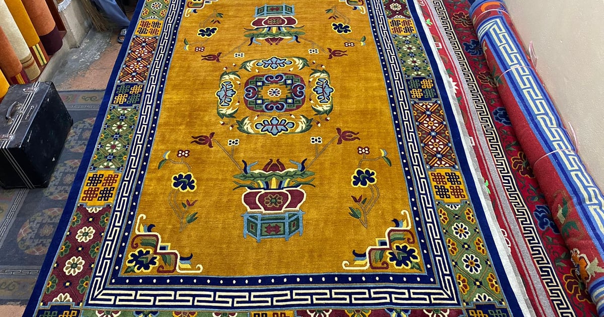 Handmade Himalayan Carpets from Nepal | Traditional Designs | Himalaya ...