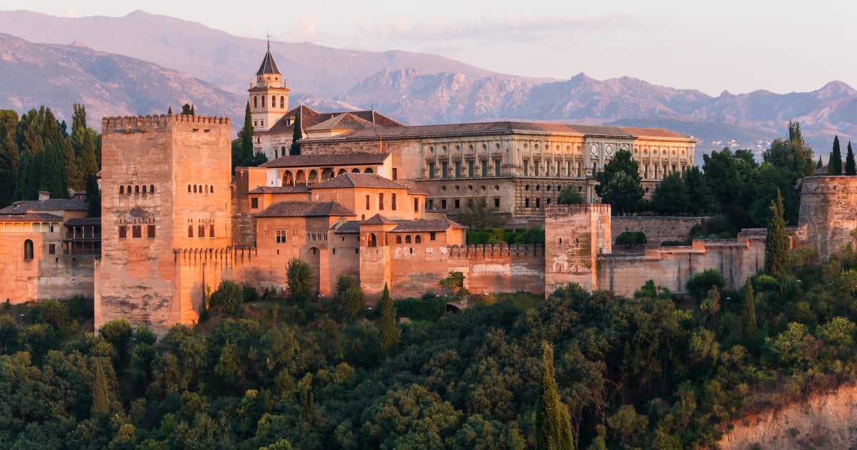 Turismo en Granada: qué ver y hacer en Granada | Granada es para viajarla