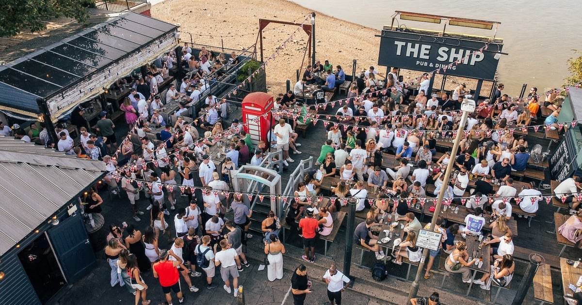 The Ship - Wandsworth - Pub Reviews | pub-reviews.co.uk