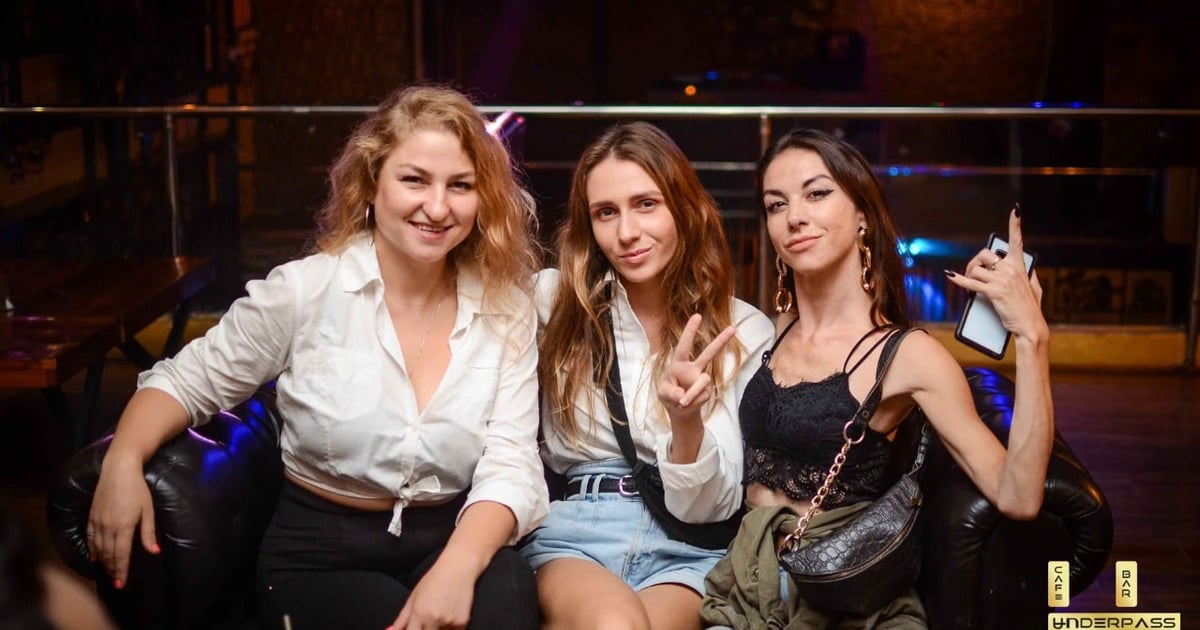 Explore Cafe Underpass: Gallery | CAFE UNDERPASS