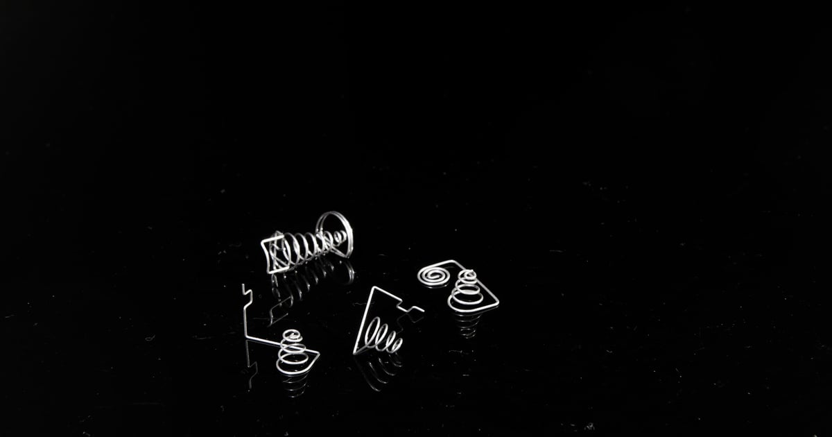 How to Make a Battery Spring? Anode Spring, Cathode Spring | Custom ...