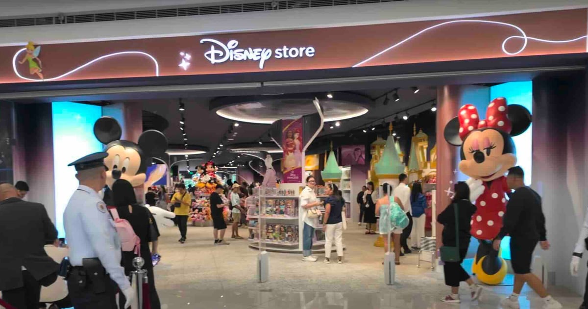 Disney Magic Lands in the Philippines: The First Disney Store in the ...