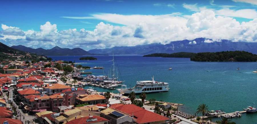 Enjoy the Vibrant Charm of Nidri at Hotel Delfini | Hotel Delfini