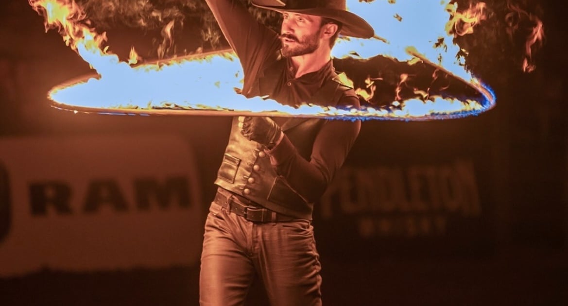 Loop Rawlins - PRCA Pro Rodeo Specialty Act | Rodeo Performance | Loop ...