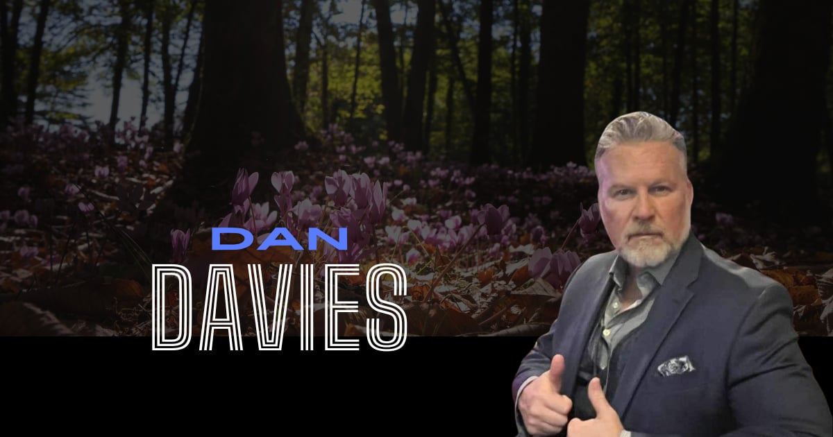 Award winning writer/actor/producer Dan Davies website | Dan Davies