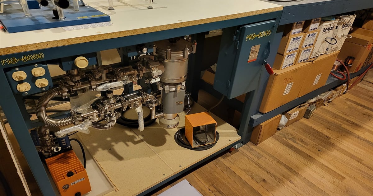 Best Neon Glass Signs | High Quality & Longevity | Repair & Process ...