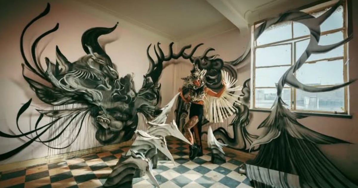 Wound is where the light enters | CARATOES