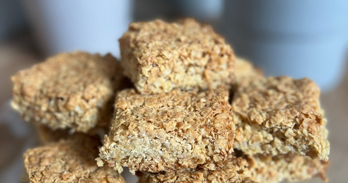 Quick and Easy 5-Ingredient Flapjack Recipe | This Is Precious Time
