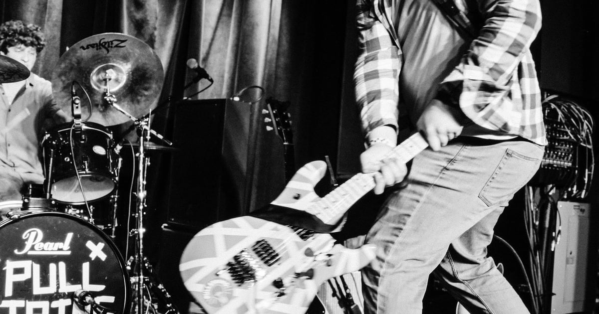 Upcoming Pullstring Shows | Official Pullstring Band Website