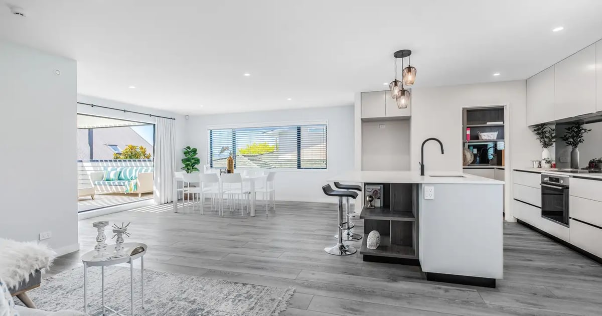 Recent Projects | Before and After Photos | Stunning Homes | Revive ...