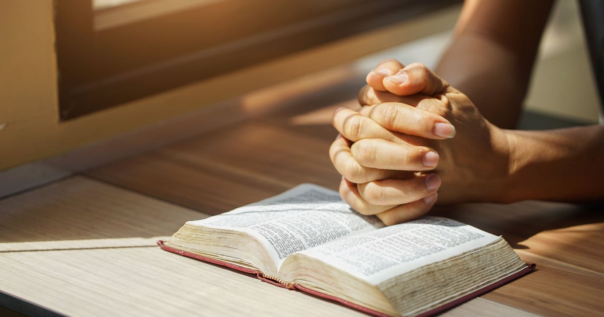 Biblical Guidance on Making Choices in Faith | Daily Bible Verse Dude