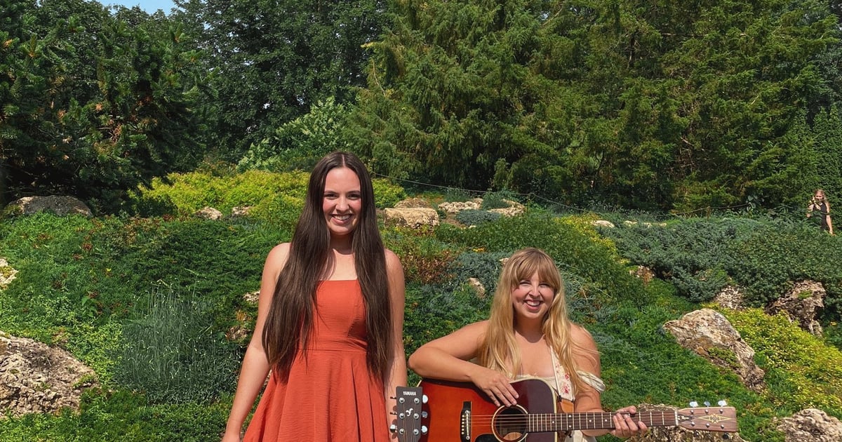 oopise daisy duo | Amanda Townes