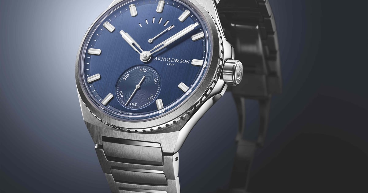 Timex Releases Q 1971 Velocity Reissue With Vintage Racing Inspiration ...