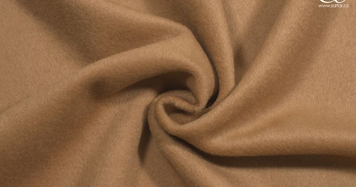 The Many Advantages of Camel Wool Fabric | Muff Garments