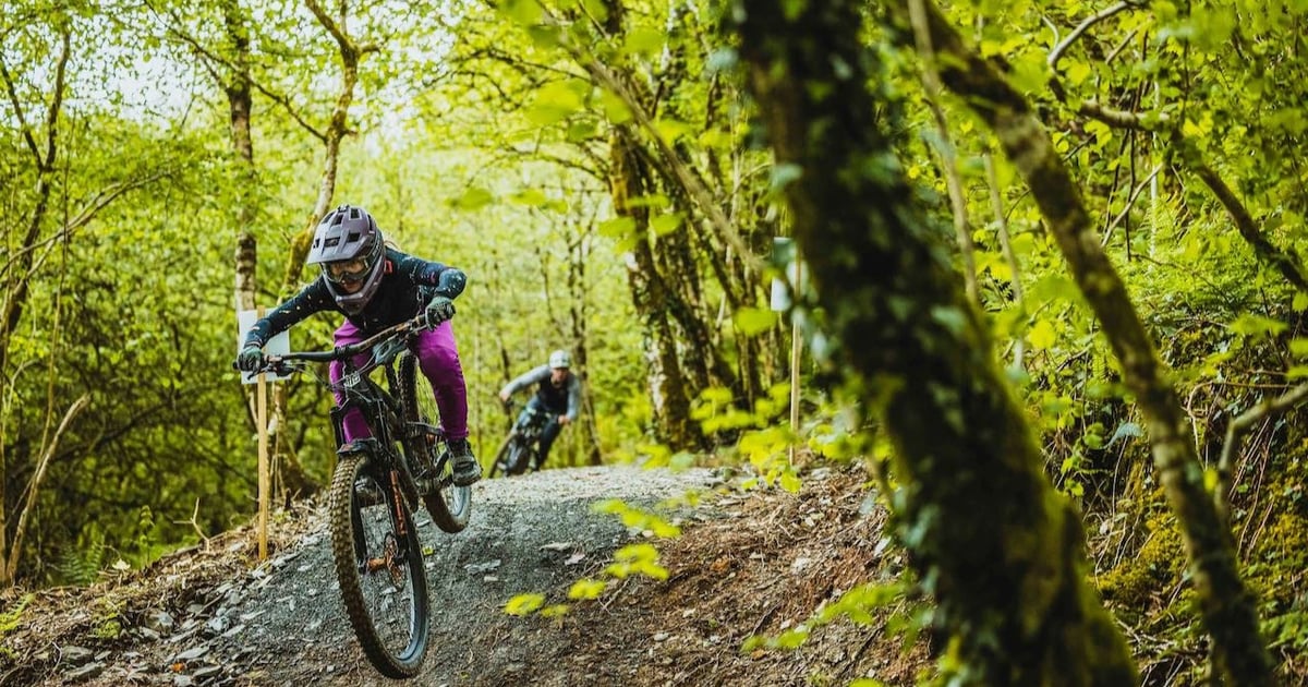 Best Hikes South Wales | Outdoor Adventures South West Wales | Cambrian ...