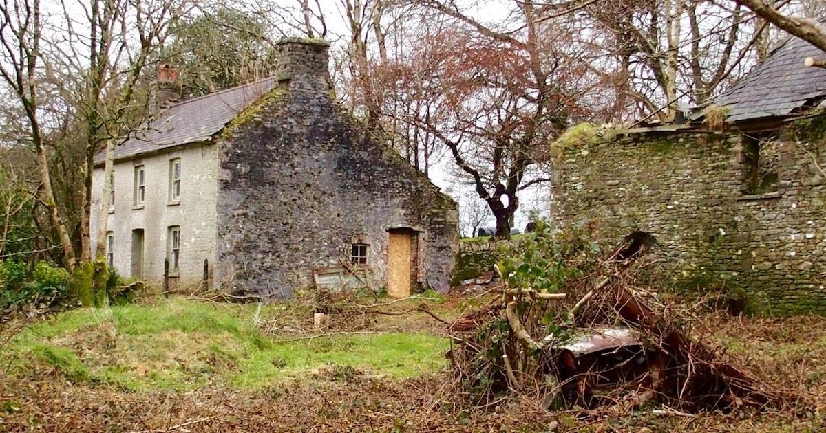 Farm Stays South Wales | Luxury Cottages South West Wales | Cambrian ...