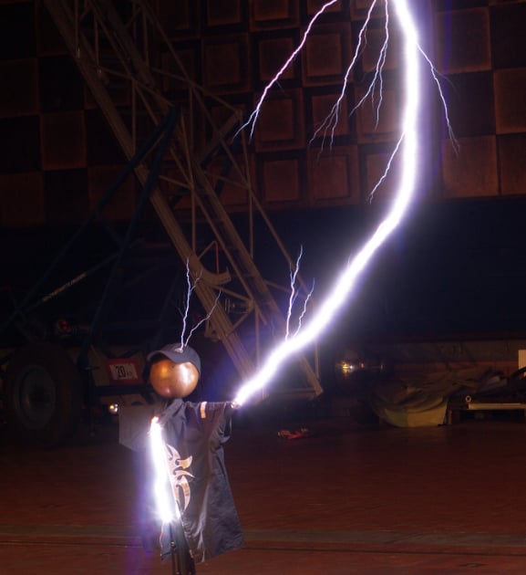 Nicola Tesla Lab @ TU Graz, Austria: Awe-Inspiring Lightning Strikes in ...