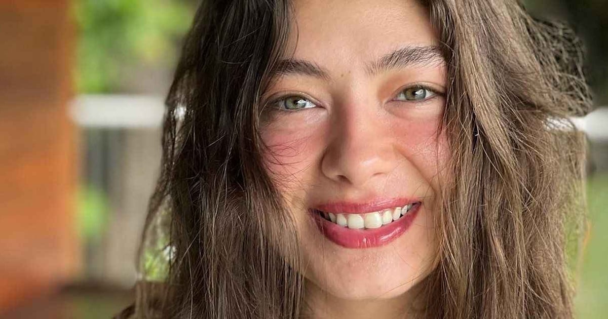 Who is Neslihan Atagül and her life, movies, series and personal life ...