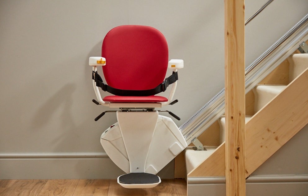 Bespoke Synergy Straight Stairlift | Arka Tech