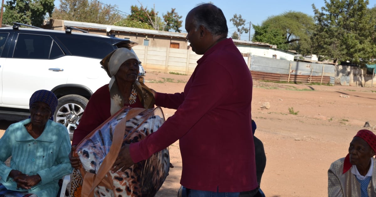 Celebrating Mother's Day with a Heartwarming Blanket Donation in Old ...