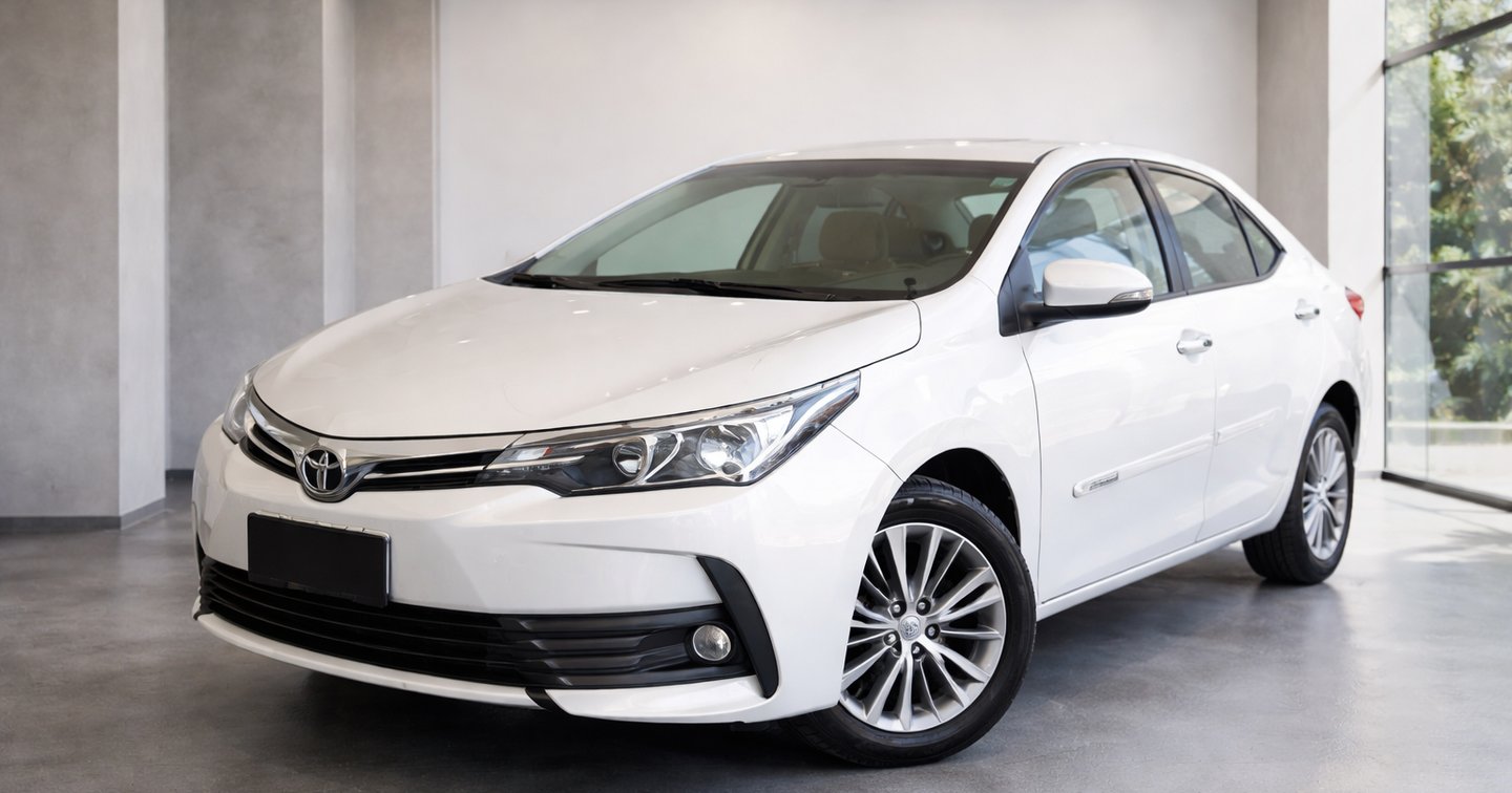 Por até R$ 69 mil, esse Corolla 2016 automático ainda vale muito a pena ...