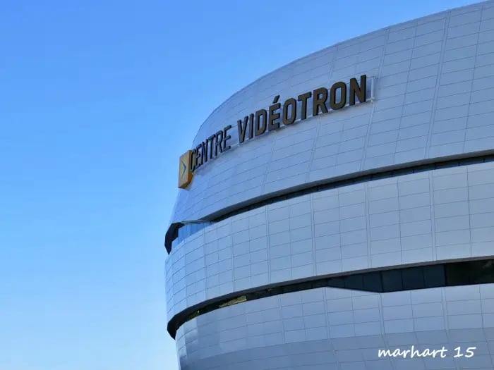 Centre Vidéotron : Bâtiment Moderne à Québec | Photographies urbaines ...