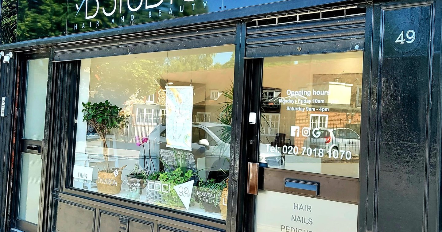 Luxurious Beauty Salon Coulsdon - Expert Therapists I Lashes in ...