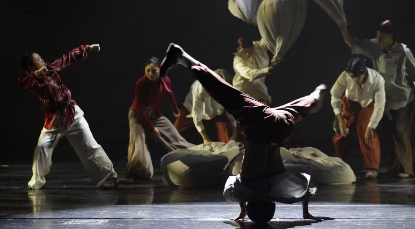 REVIEW: Inspired by The Eastern Wind | Sound Behind Curtain