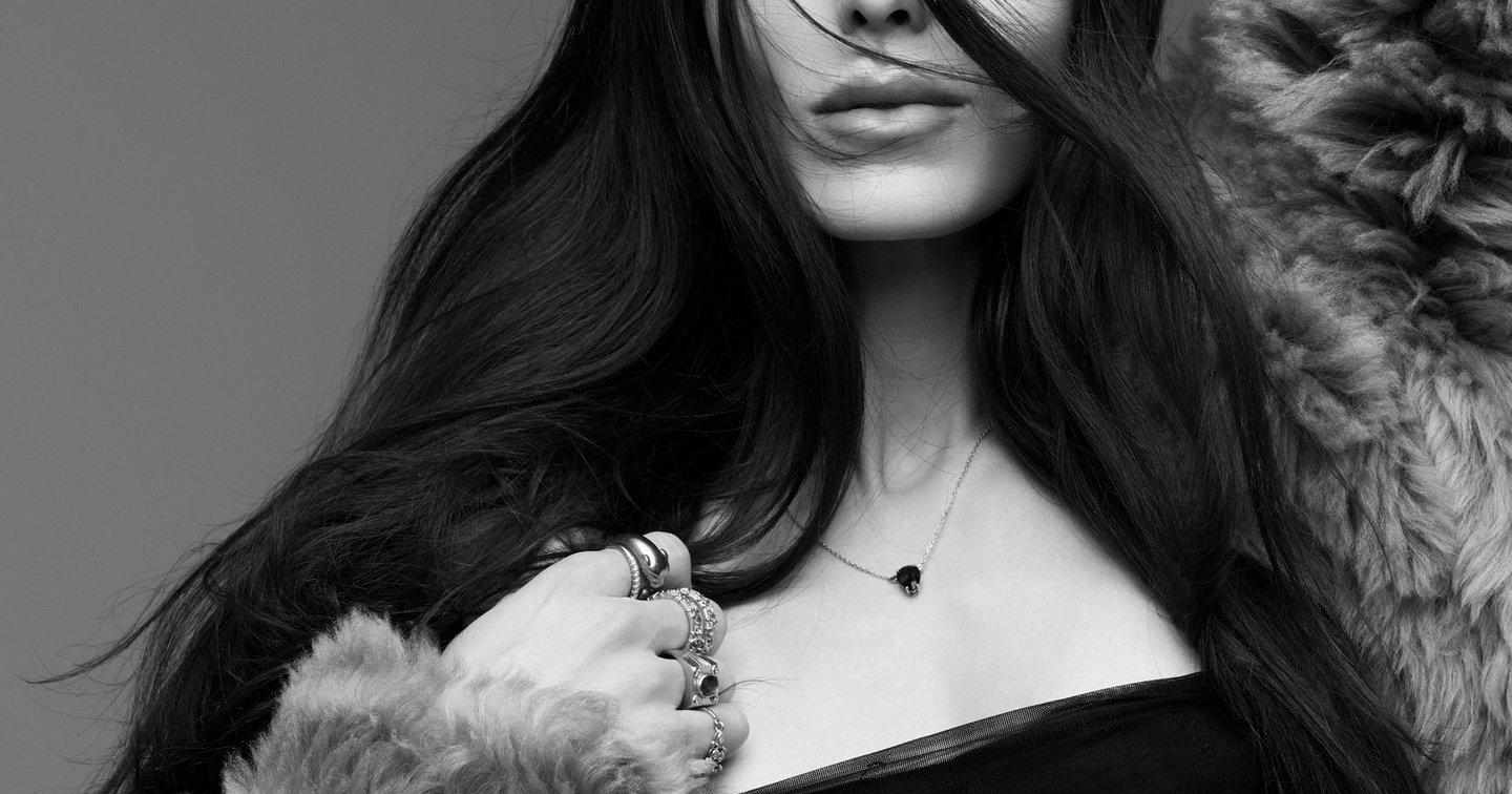 Darwin Del Fabro: Brazilian Actress & Singer | Eclair Magazine