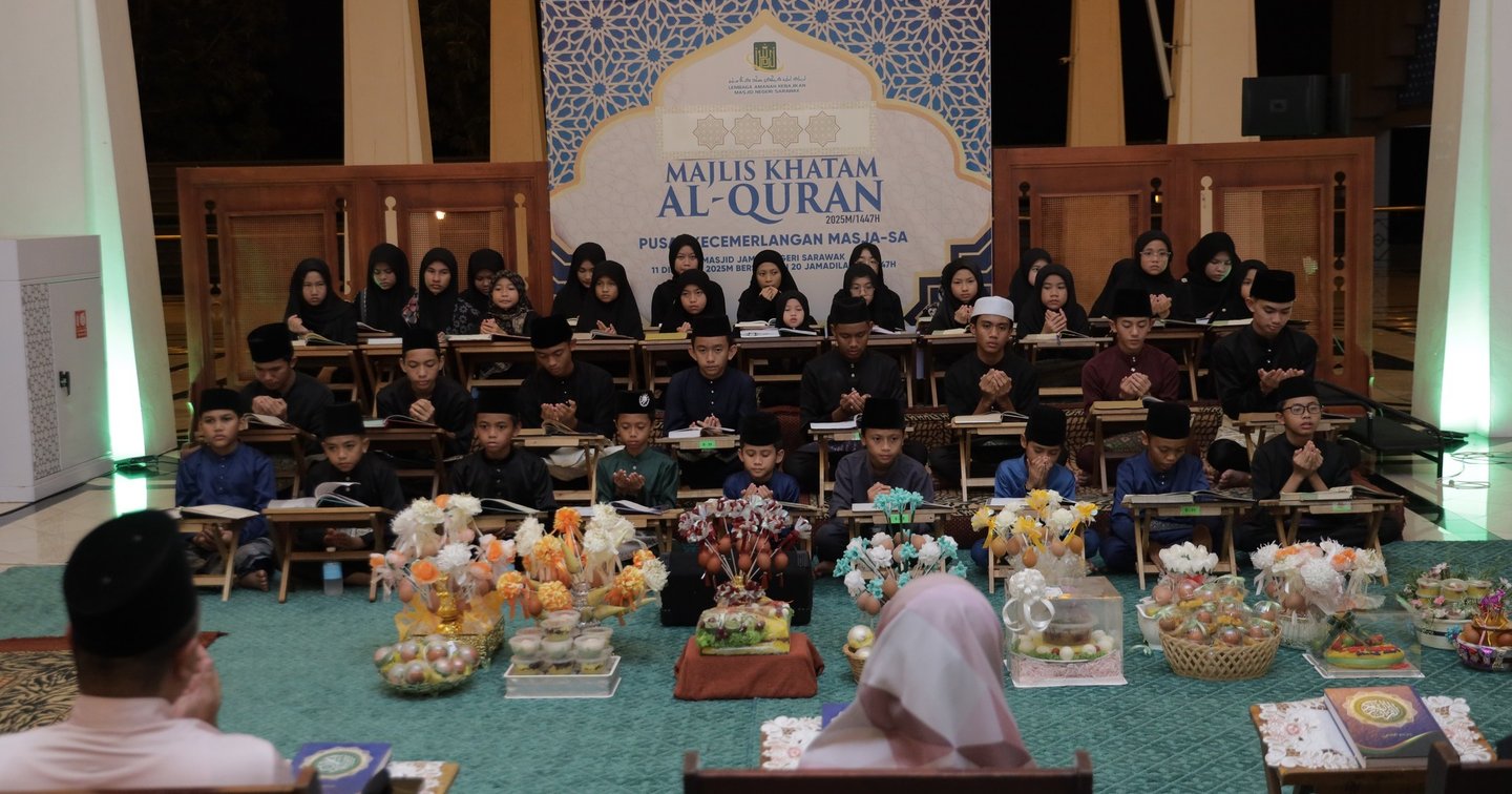 Al-Quran Khatam Ceremony 2025 | LEMBAGA AMANAH KEBAJIKAN MASJID NEGERI ...