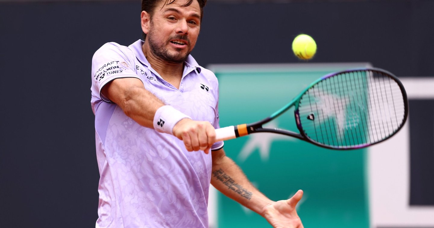 The Best Rackets For One-Handed Backhands