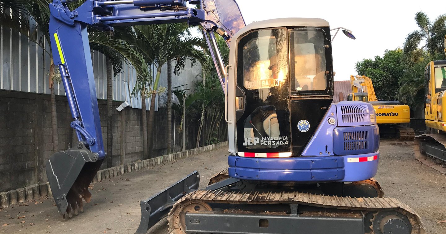 Berat dan Dimensi: Kunci Memilih Excavator Mini yang Tepat | CV. JAYA ...