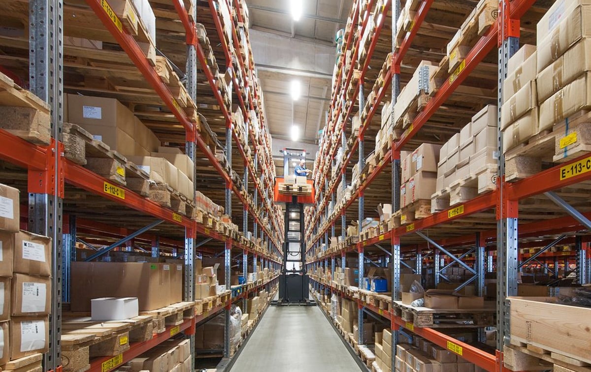Safeguarding Your Warehouse: A Guide To Racking Safety | A-Z Rack ...