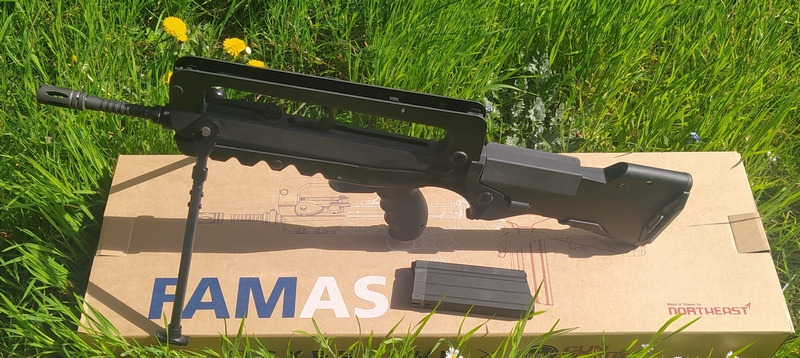 Famas GBBR: 1- Le Famas NorthEast GunPoint