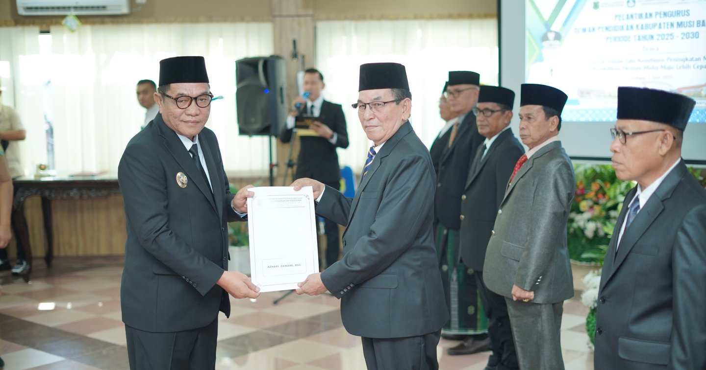 Dewan Pendidikan Muba Periode 2025-2030 Resmi Dilantik, Bupati Tekankan Peran Strategis untuk ...