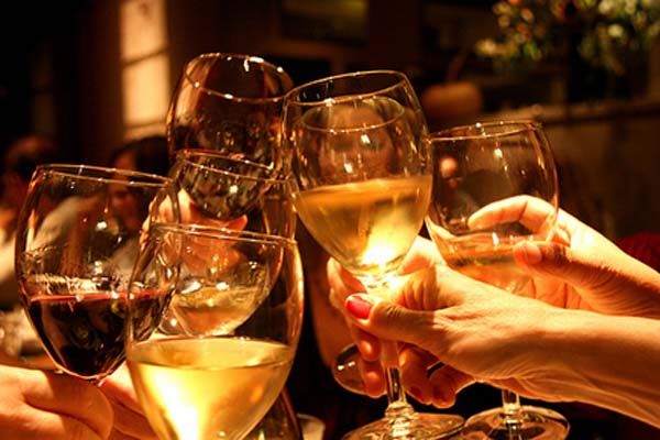 4 vinos para despedir el año con estilo | Versatil Magazine