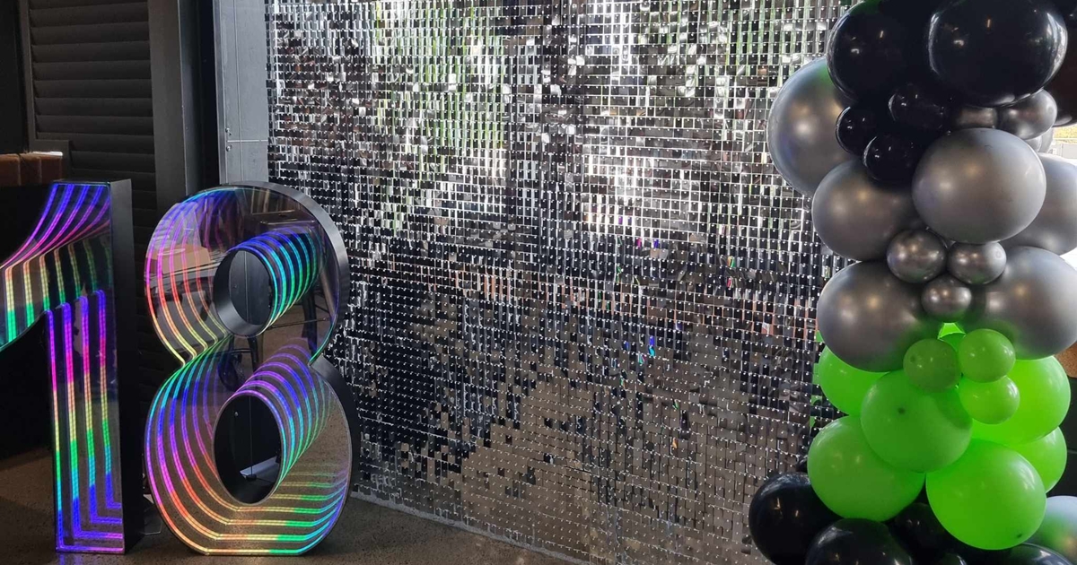 Party Hire Logan | Photo Booths & Slushie Machines | SweetAz Co. Party Hire