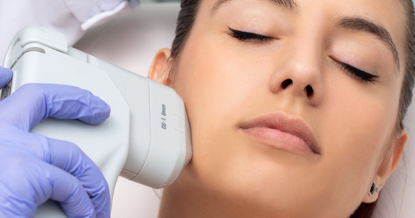 How to Layer Skincare Products for Maximum Effectiveness After a Facial Treatment | Facial Guide ...