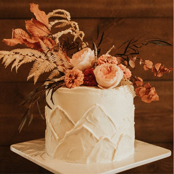 Single-Tier Wedding Cake Designs | Sweet and Tarte