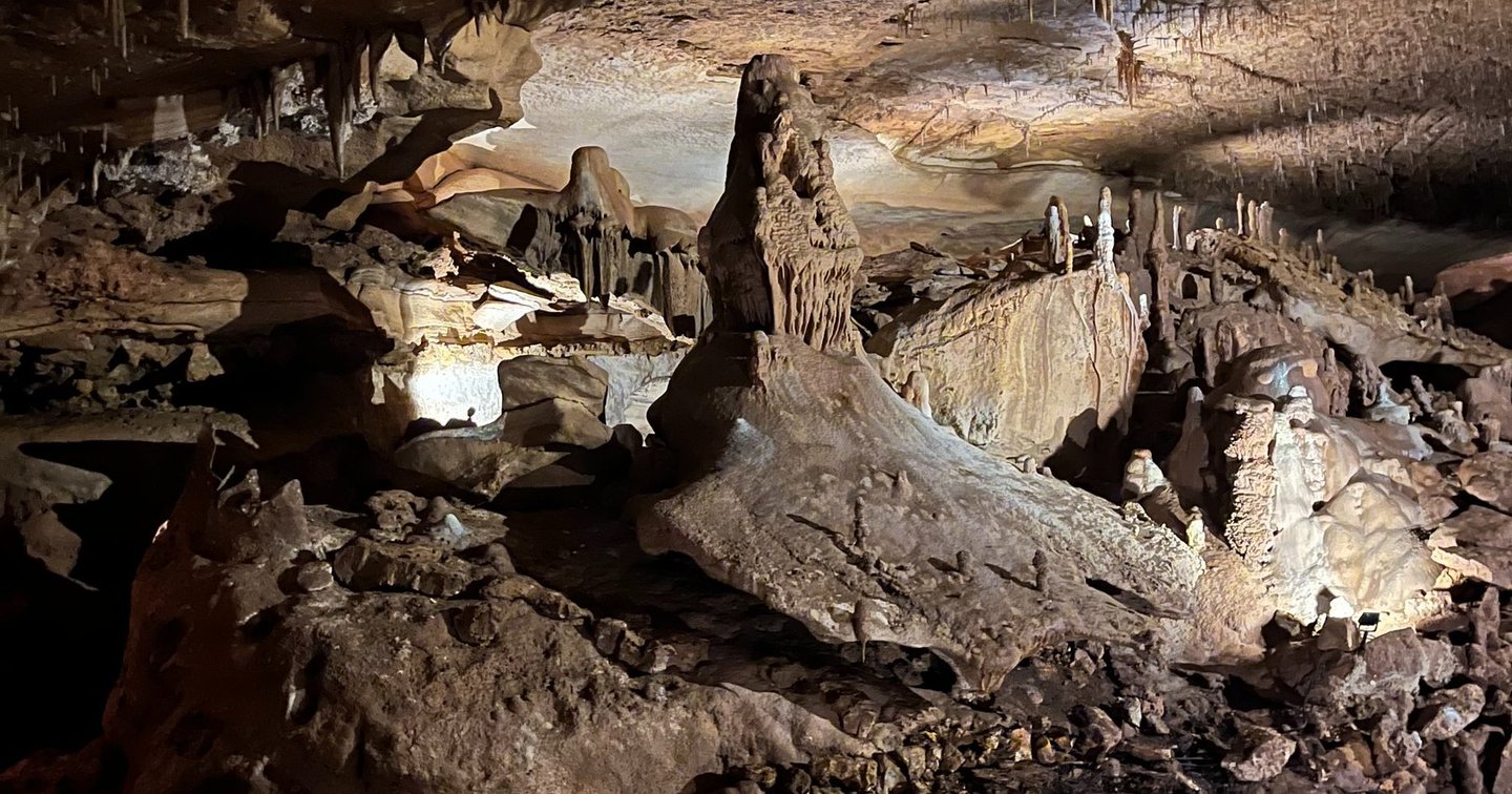 Beneath the Earth: Inner Space Cavern and the Power of Time | The ...
