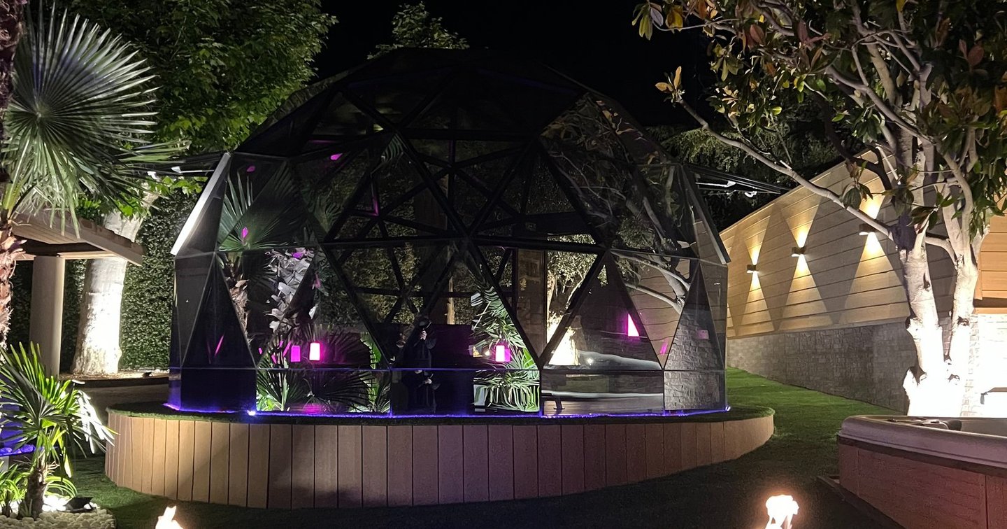 Luxury Glass Domes & Unique Experiences | MrGlamping