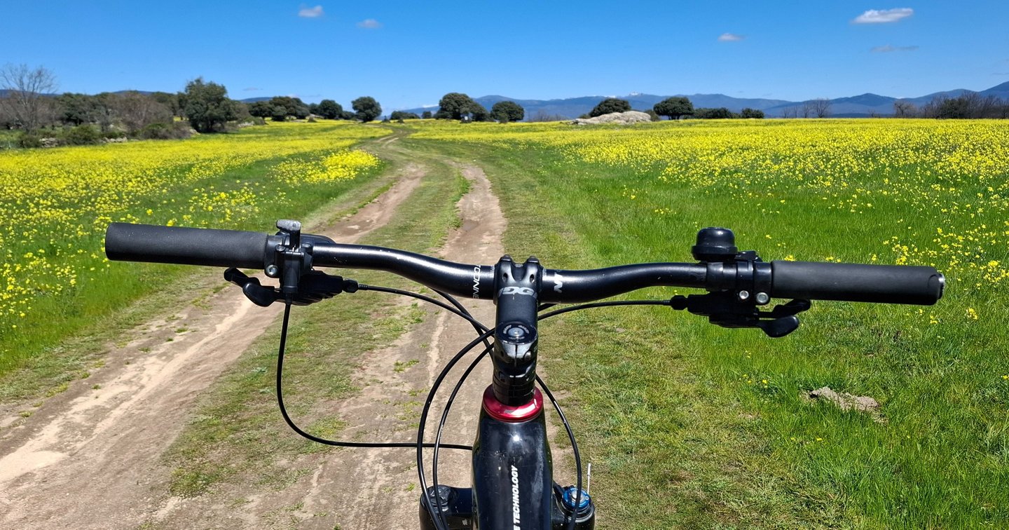 Ecoturismo activo y alquiler de bicicletas eléctricas | LAC BIKE